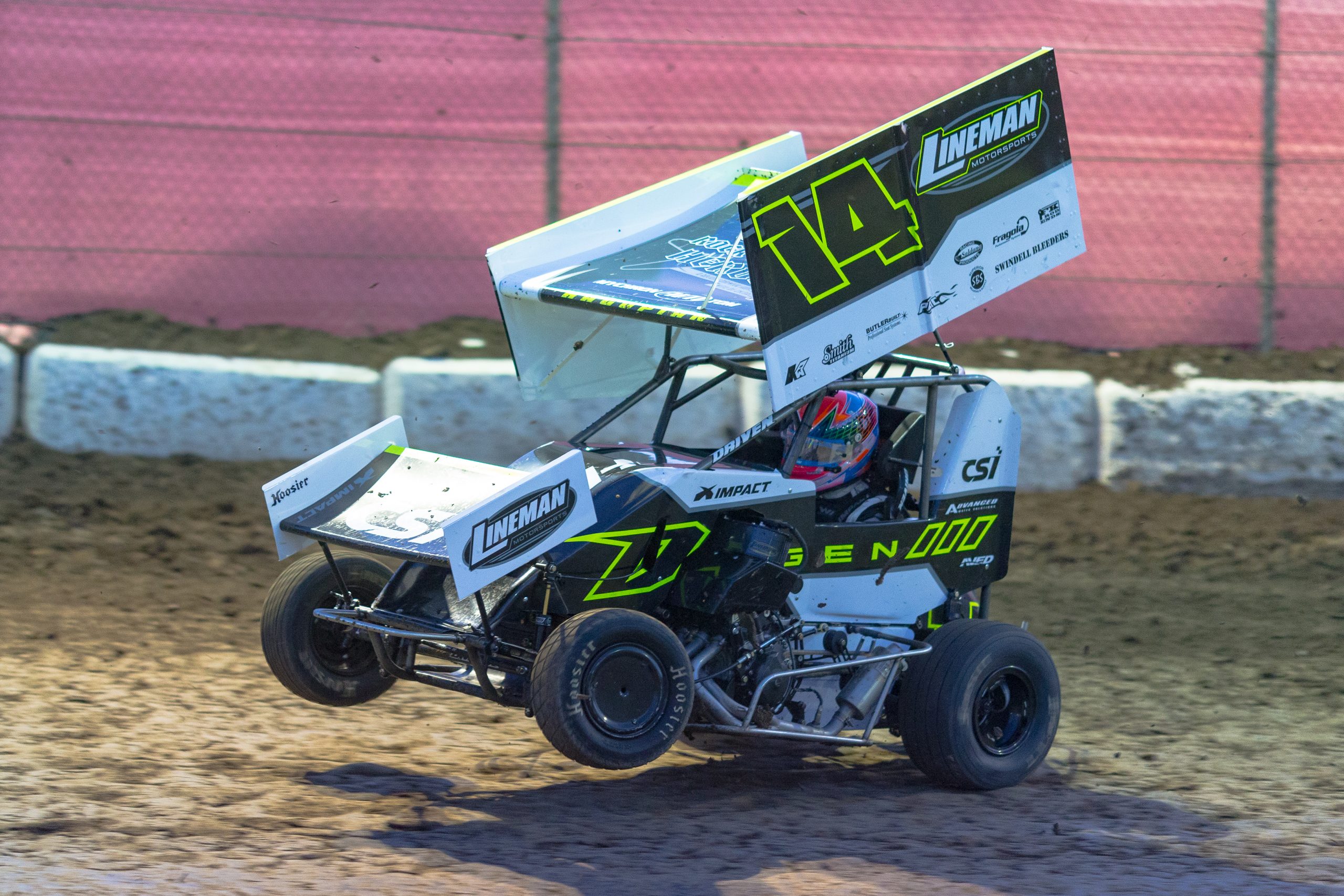 81798934-_f5z2037photo1 - Driven Performance